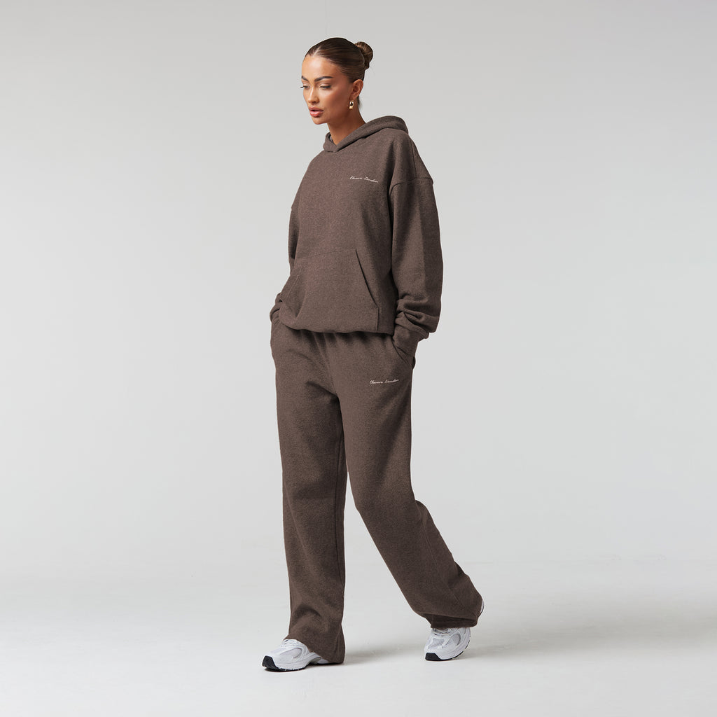 Browse the Latest Women's Streetwear Fashion | Closure London