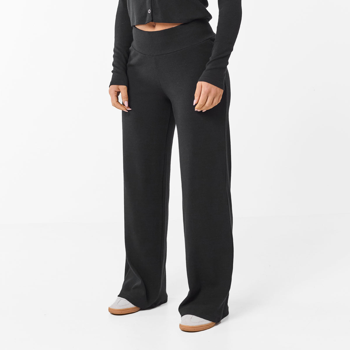 Ribbed Open Hem Trousers | Black – Closure London