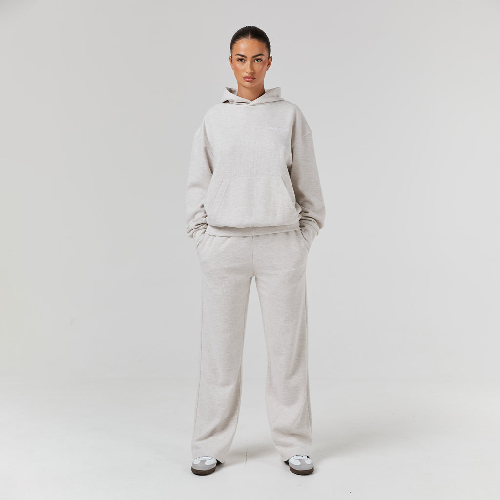 Browse the Latest Women's Streetwear Fashion | Closure London