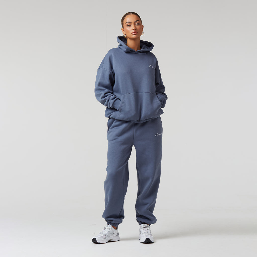 Browse the Latest Women's Streetwear Fashion | Closure London